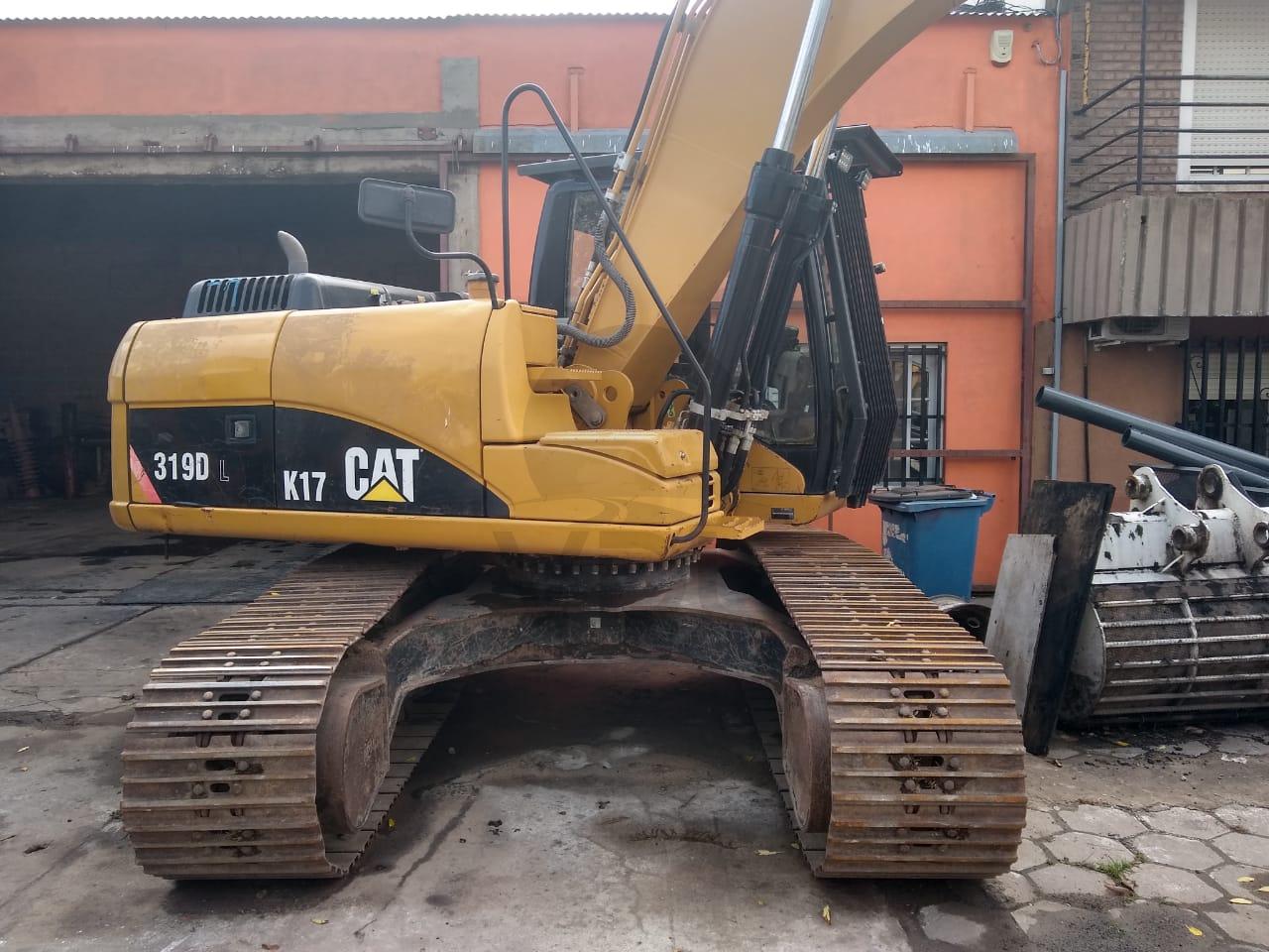 Excavadora Caterpillar 319D 5 vías hidráulicas - Viales del Litoral